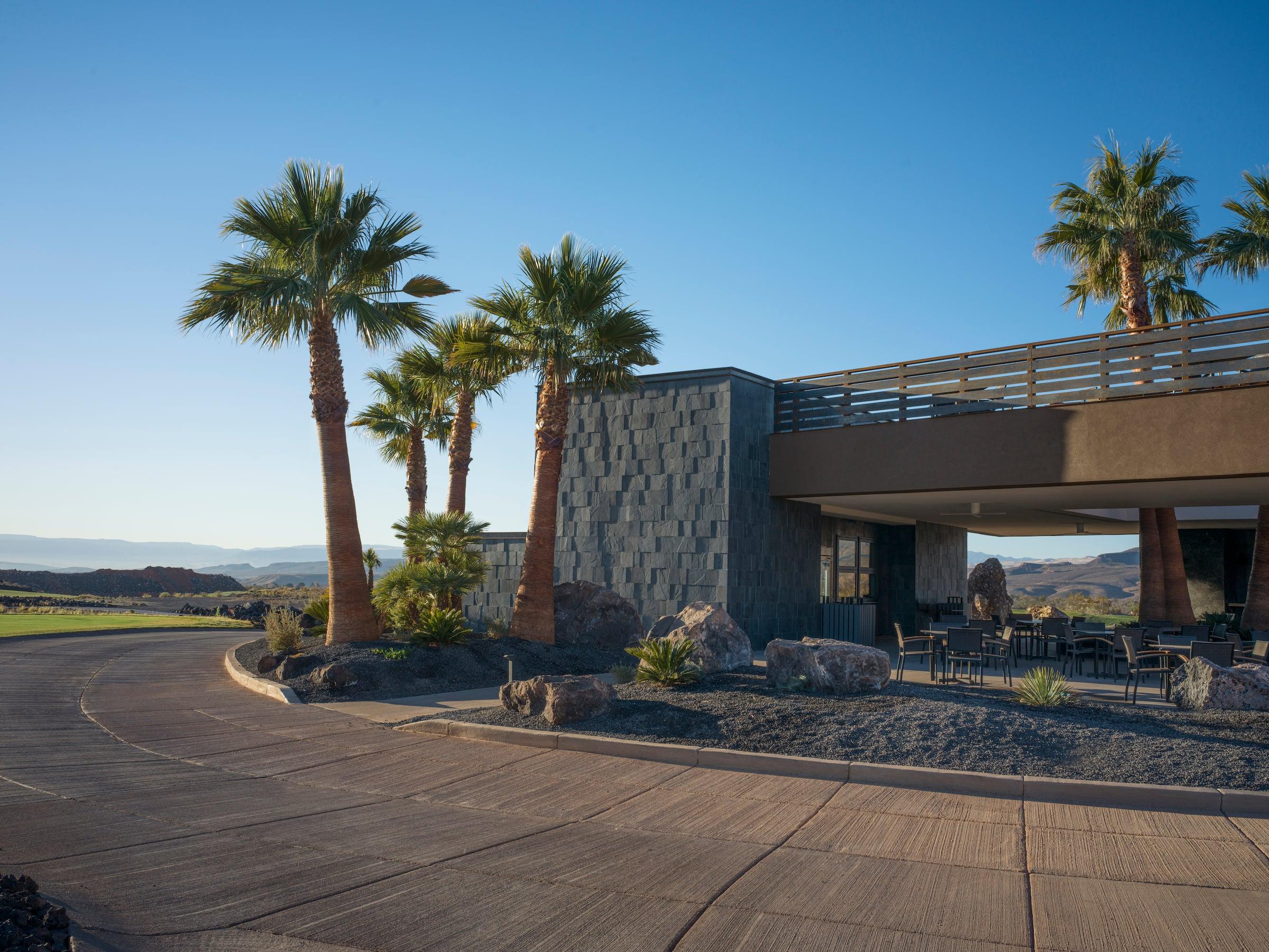 Latitude | Black Desert Resort Restaurants